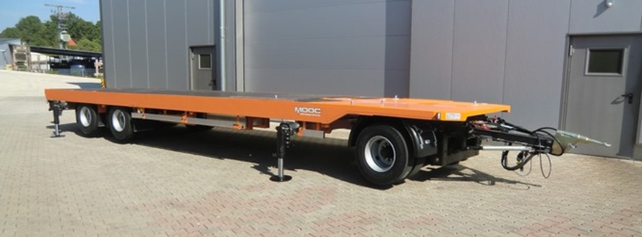 Customized trailer to the German Railway - MOOG Brückenzugangstechnik ...