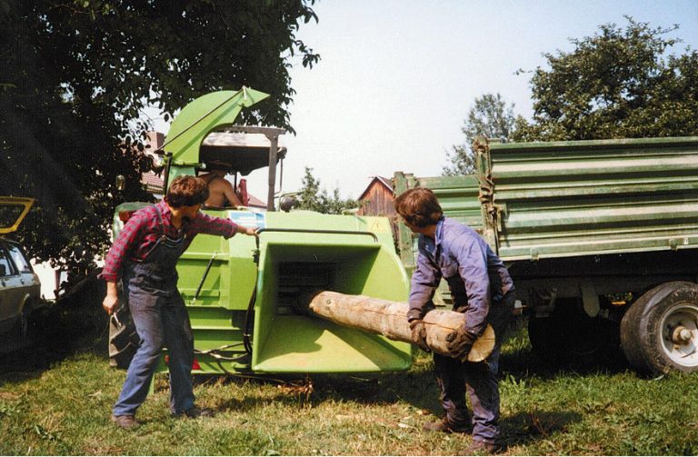 History - MOOG Brückenzugangstechnik - Under Bridge Access Solutions